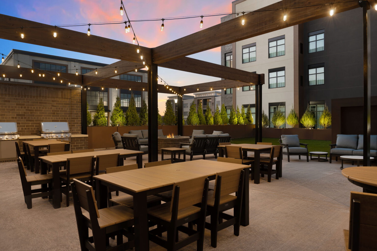 Hotels | Poplar Creek Town Center